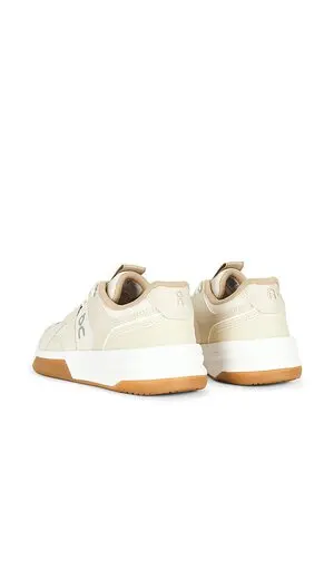 On The Roger Clubhouse Pro 2 Sneaker In Beige