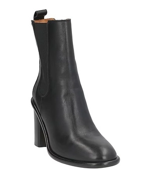 Isabel Marant Étoile Minimalist Leather Boots