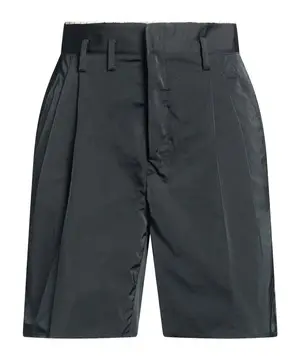 MAISON MARGIELA Minimalist Solidcolor Shorts - Black