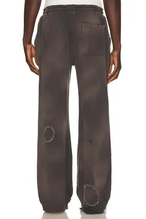 STRIKE OIL Thrashed Sweatpants