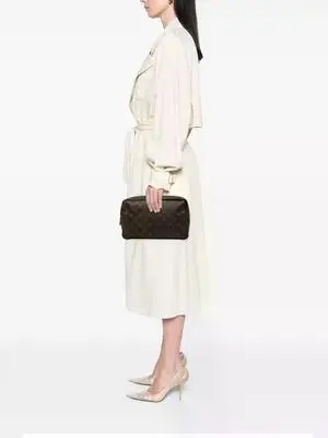 LOUIS VUITTON Monogram Trousse Toilette 28 Clutch Bag