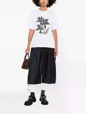 AO YES Floral Print T-shirt - White