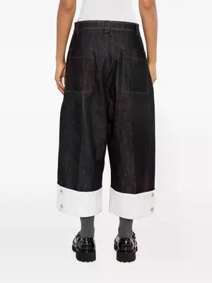AO YES Pleated Turn-up Jeans