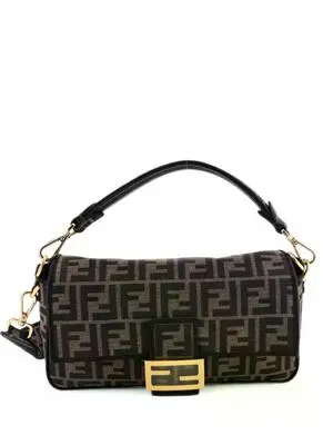 Fendi Baguette Nm Bag Zucca Canvas Medium Shoulder Bag - Brown