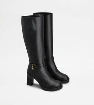 TOD'S Boots In Leather