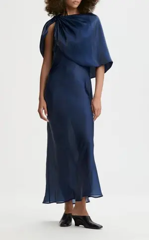 BY MALENE BIRGER Pinlos Twisted Satin Cape - Blue