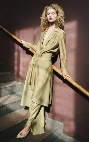 THE GARMENT Eleanor Wool-blend Blazer - Olive