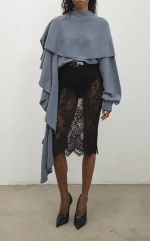 Arakii Ruffled Wool Knit Scarf