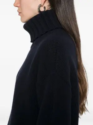 JUCCA Wool Turtleneck
