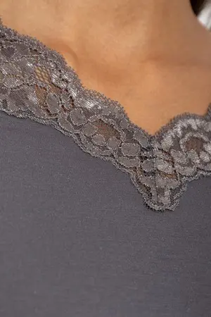 Hanro Dana Top
