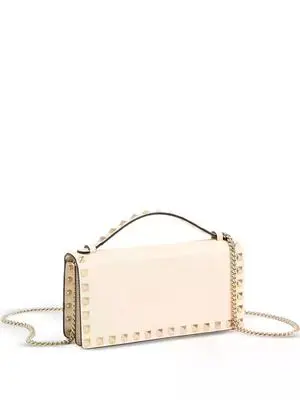 Valentino Garavani Rockstud Wallet With Chain In Grainy Calfskin - Neutrals