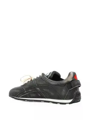 Dsquared2 Dc-642 Leather Sneakers