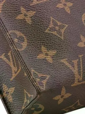 LOUIS VUITTON Toiletry Pouch Monogram Canvas 26 Clutch Bag