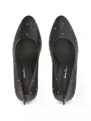FERRAGAMO Plain Pumps