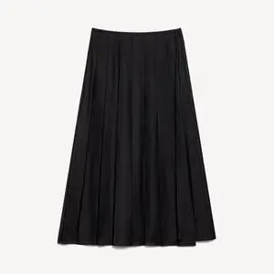 Theory Pleated Wrap Skirt In Drape Flannel - Black