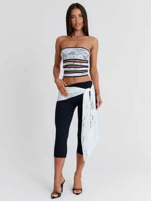 OUTCAST Lulian Capri Pant