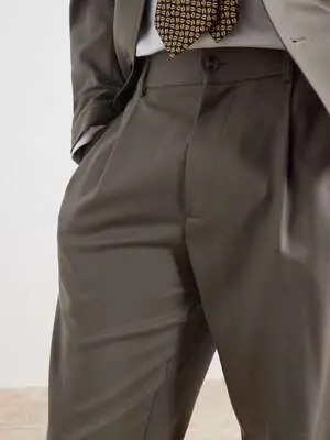 De Bonne Facture Virgin Wool Pleated Straight-leg Trousers