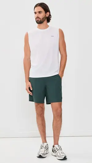 Vuori Sleeveless Viewpoint Muscle Tank 2.0 - White/breeze