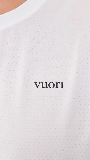 Vuori Sleeveless Viewpoint Muscle Tank 2.0 - White/breeze