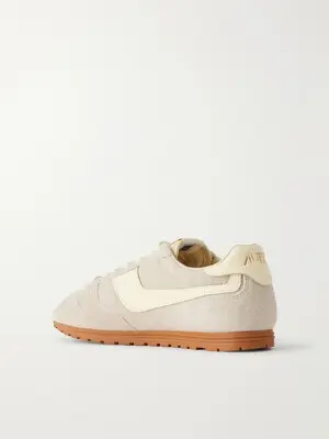 AUTRY Windspin Suede Sneakers - Brown
