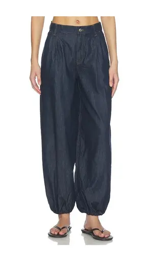 FRAME The Denim Balloon Pant In Blue