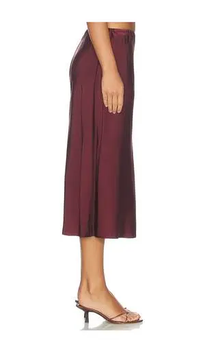 Vince Pull On Slip Skirt In Burgundy