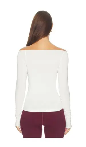 437 The Ballet Top
