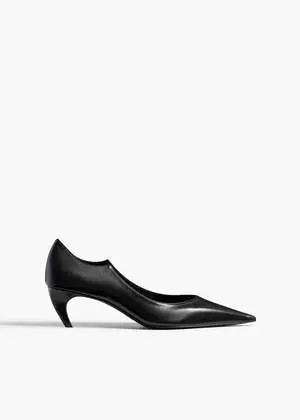 Khaite Valerie Low Pump In Glazed Leather - Black
