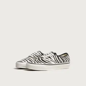 VANS Lx Authentic 44 Sneaker - Zebra Marshmallow