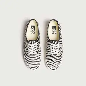 VANS Lx Authentic 44 Sneaker - Zebra Marshmallow