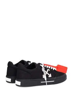 Off-White Vulcanized Low Sneakers - Black