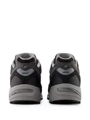 NEW BALANCE 880r Panelled Sneakers