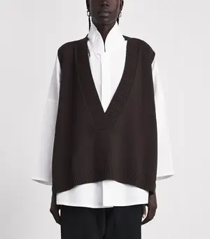 Eskandar Cashmere Plunge-neck Sweater Vest
