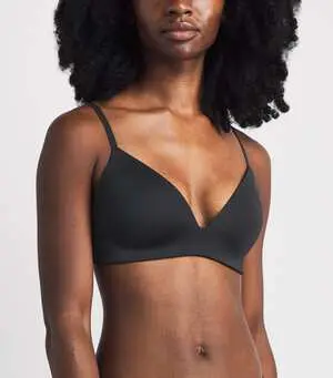 SKIMS Wireless Form T-shirt Bra