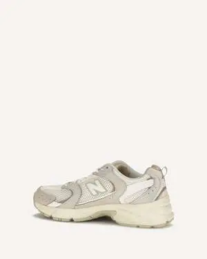 NEW BALANCE 530 Sneakers - Beige
