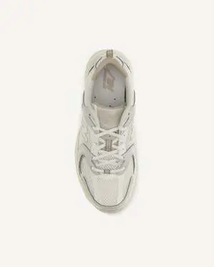 NEW BALANCE 530 Sneakers - Beige