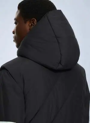 Off-White Arrow Diagonal Puffer Vest