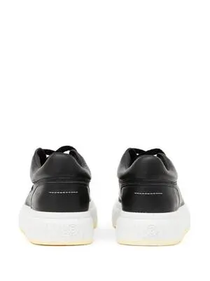 MAISON MARGIELA Logo Low Upper Board Shoes