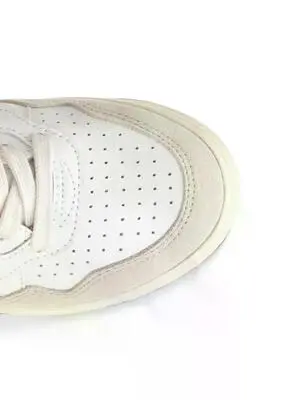 AUTRY Medalist Low Panelled Leather Sneakers - White