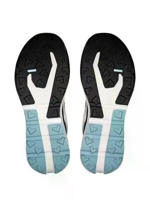 On Cloudvista Sneakers