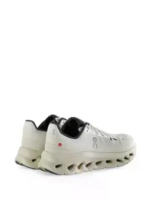 On Cloudtilt Low-top Sneakers