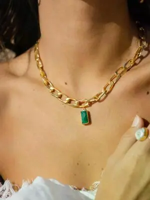 OTTOMAN HANDS Esme Emerald-pendant Chain Necklace