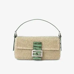 Fendi Baguette® 26424 - Pink