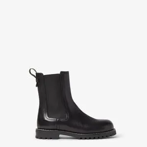 Fendi Tumbled Leather Chelsea Boots
