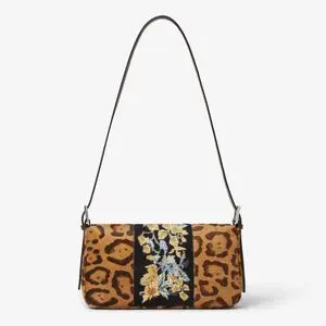 Fendi Baguette® 26424