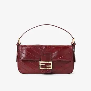 Fendi Baguette® 26424 - Red