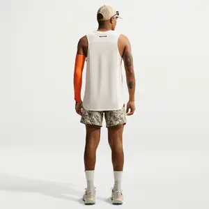 Nike Solar Chase Tank Top - Brown