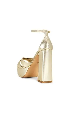 Raye Iris Platform In Metallic