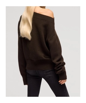 Gucci Cashmere Sweater With Crest Embroidery