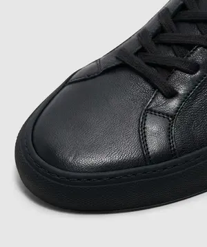 COMMON PROJECTS Achilles Premium Sneakers - Black